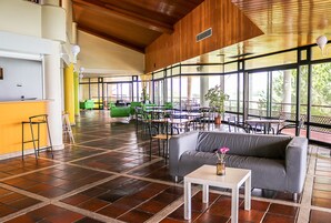 Lounge no hall