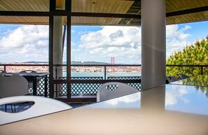 Café da manhã continental grátis todos os dias