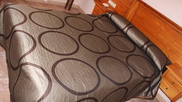Quarto casal | Quartos à prova de som, Wi-Fi de cortesia, roupa de cama