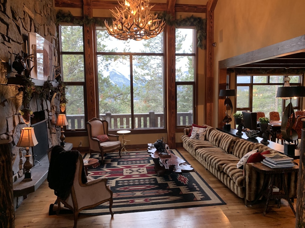 Chateau Elise - Alberta