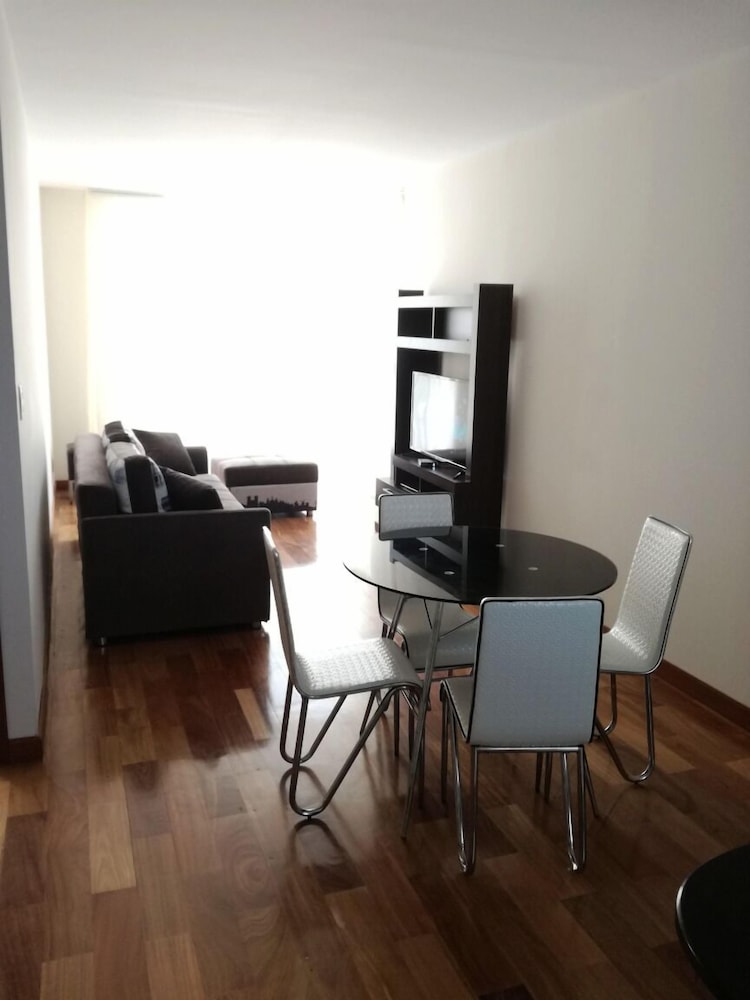 Sunny Apartment With Pool - La Paz