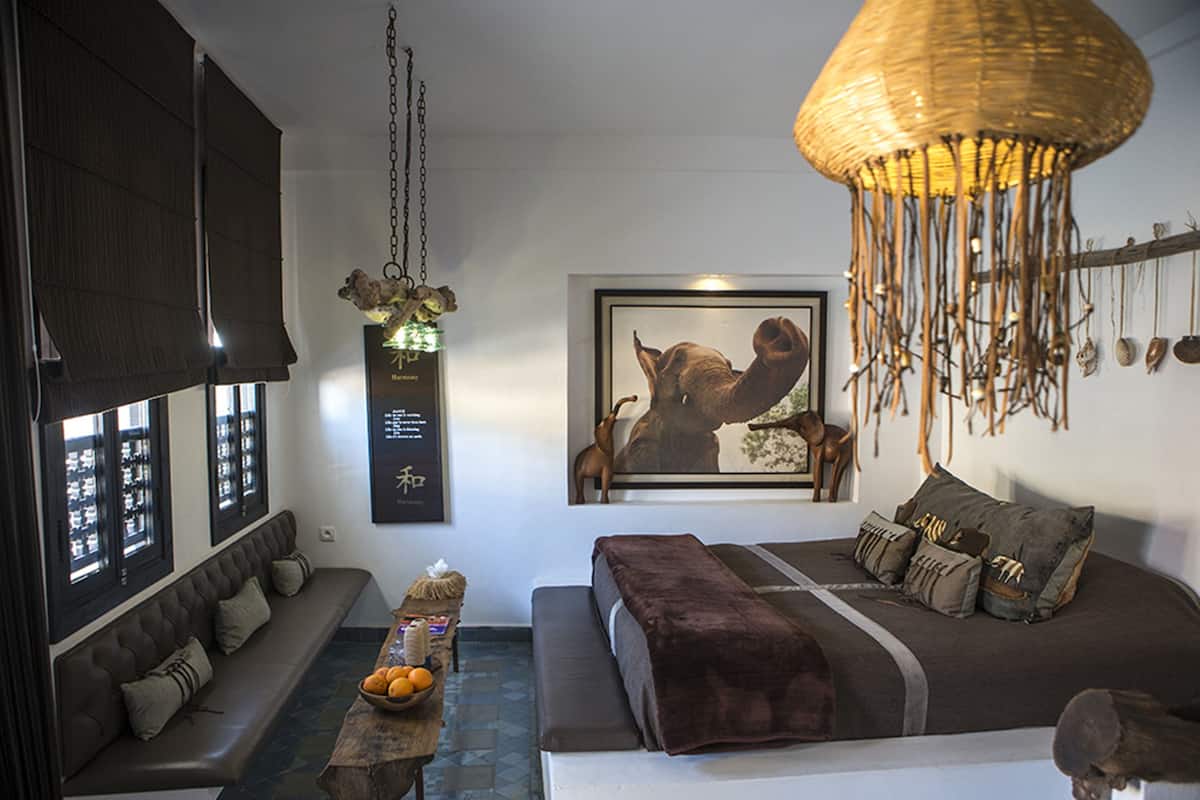 Quarto casal superluxo, 1 cama Queen, vista para a montanha | Edredons de pluma, cofres nos quartos, escrivaninha, cortinas blackout