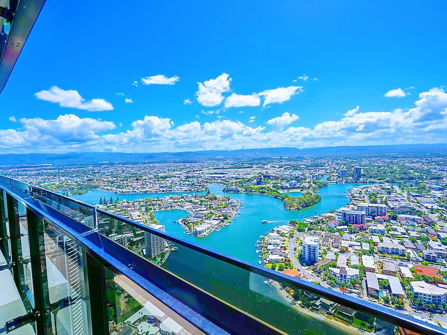 Apartamento superior, 1 quarto, cozinha, vista para o rio | Vista da sacada