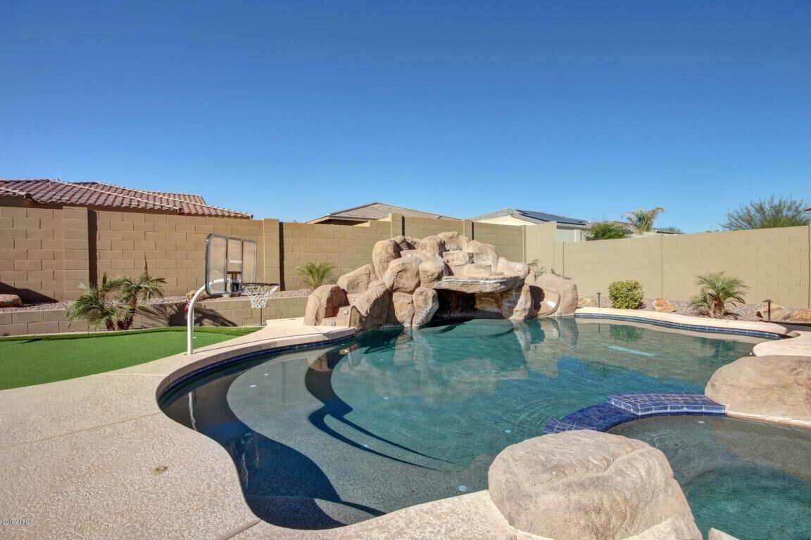 Gated Golf Course community with beautiful backyard oasis! - Phoenix | Vrbo