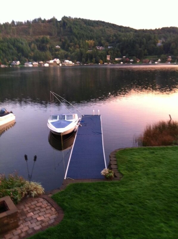 Charming Waterfront Home On Summit Lake - Thurston County | Vrbo
