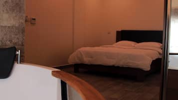 Suite Deluxe, vista para o jardim | Banheira de hidromassagem