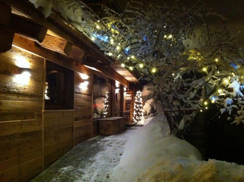 Les Trompeurs Chez Odette - Cogne