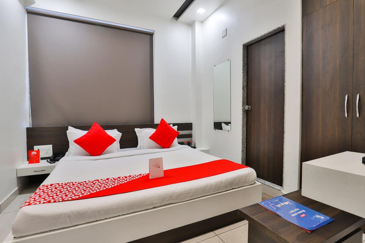 Quarto básico, 1 cama de casal, para não fumantes