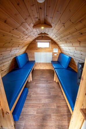 Cabana de Madeira Básica | Quartos insonorizados 
