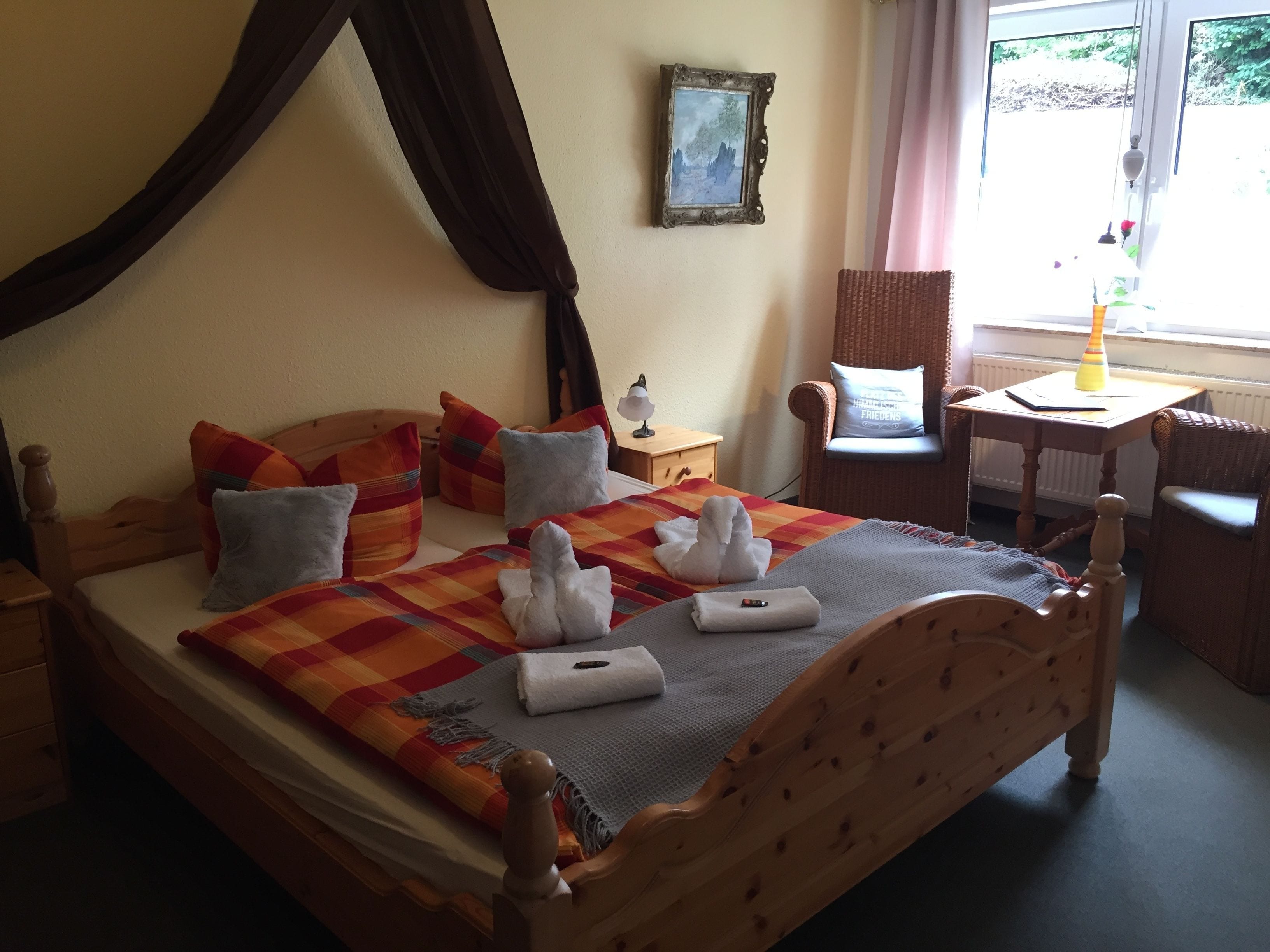 Quarto casal, para não fumantes | Escrivaninha, Wi-Fi de cortesia, individualmente decorados