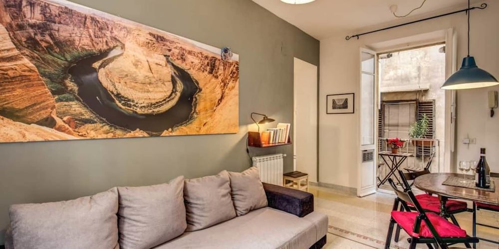 Monti Coliseum 3 Bedroom 2nd Floor - Rome