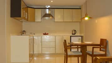 Quarto solteiro standard | Opções para refeição no quarto