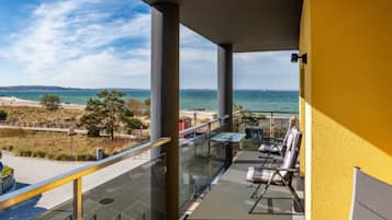 Quarto Duplo, varanda, vista para a praia (Nr. 1) | Varanda