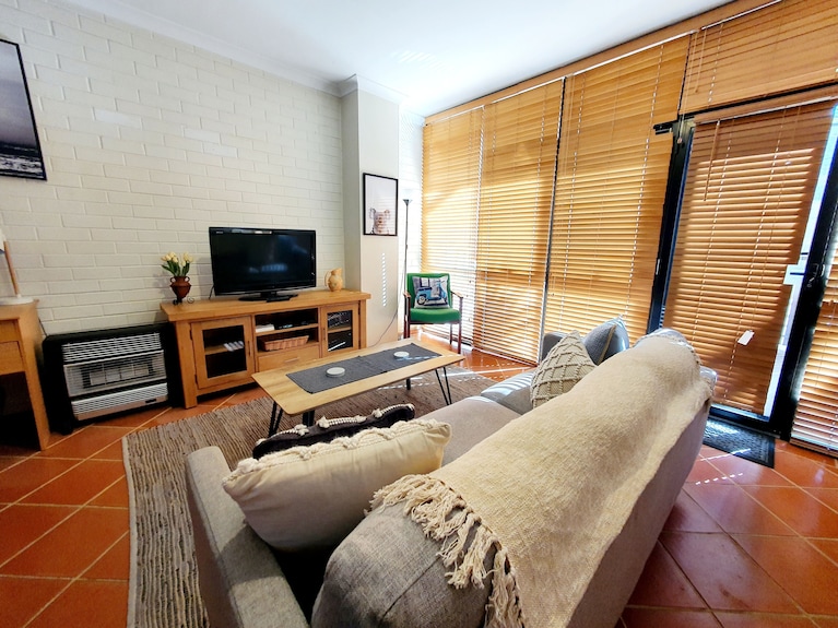 Charming Townhouse In The Heart Of Fremantle - 弗里曼特爾