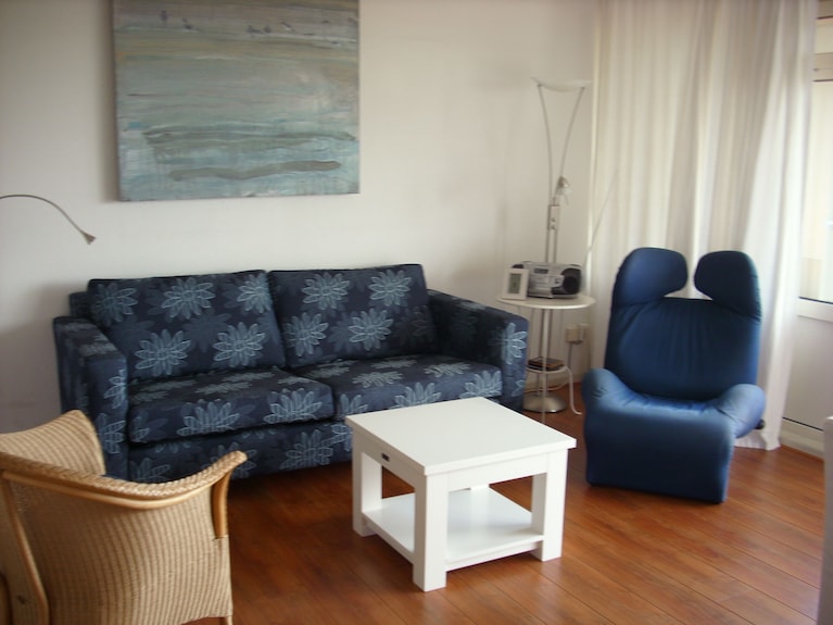 Ameland - Appartement Met Balkon Op Het Zuiden Met Uitzicht Op Weiden En Het Dorp Buren - Ameland