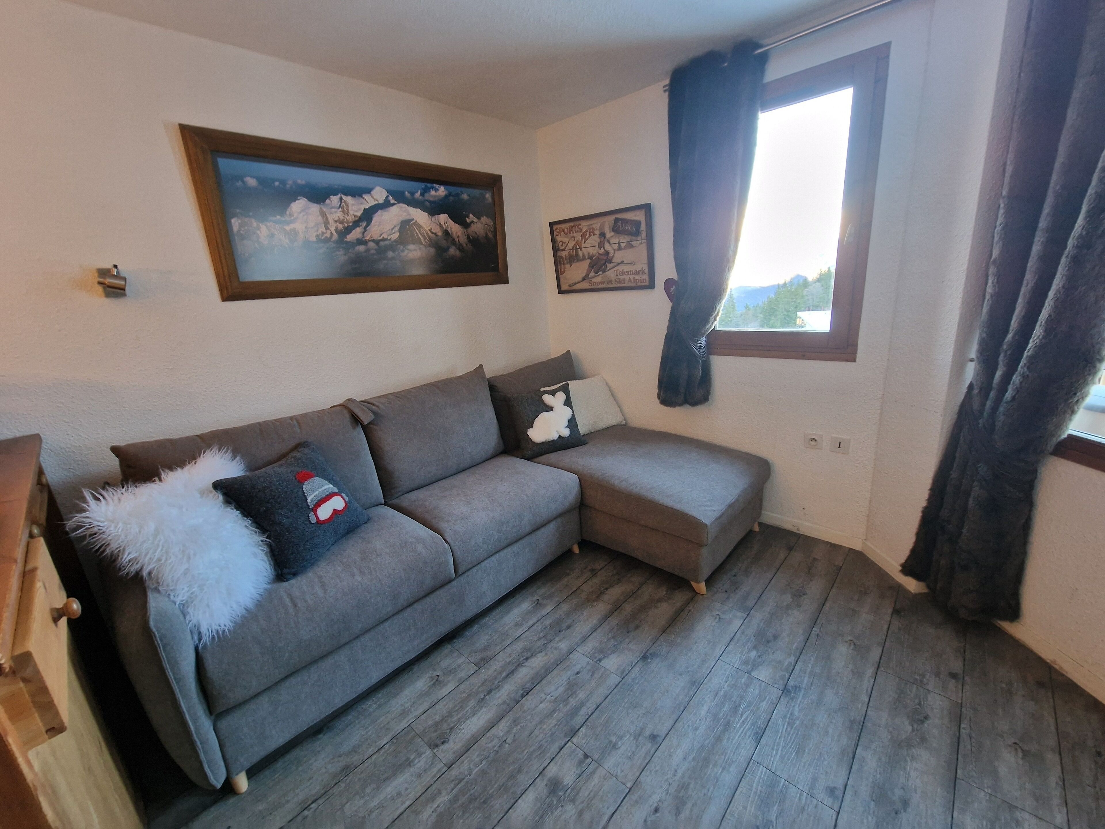 Courchevel / La Tania -Beautiful 3-room Ski Apartment At The Foot Of The Slopes + Garage-(6 Pers) - Courchevel 1850