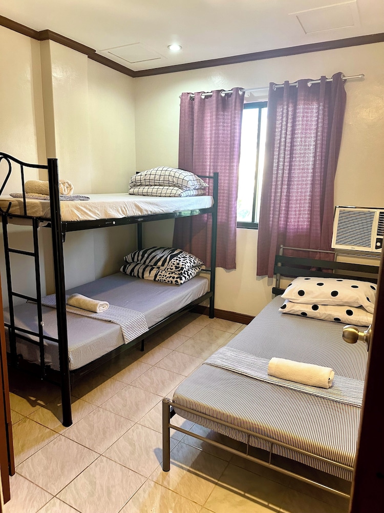 Cranberry's Place - Iloilo City