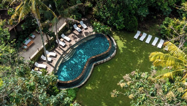 Eco Friendly House In The Jungle Of Nusa Penida - Bali