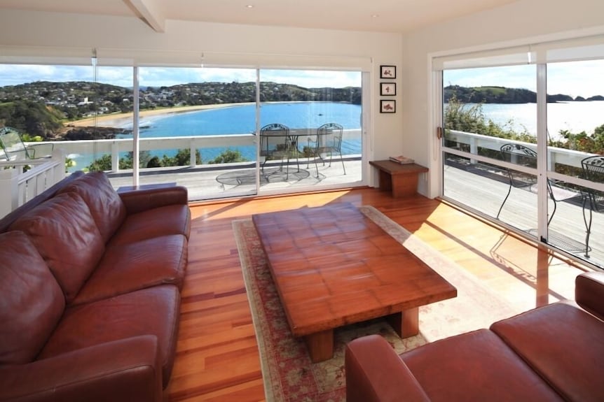 Gorgeous Beach House On Oneroa Bay - Waiheke Island