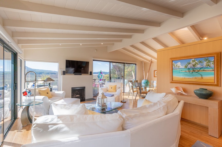 Vues à Couper Le Souffle, Aménagement Luxueux, Détendez-vous Dans Carmel - Monterey, CA