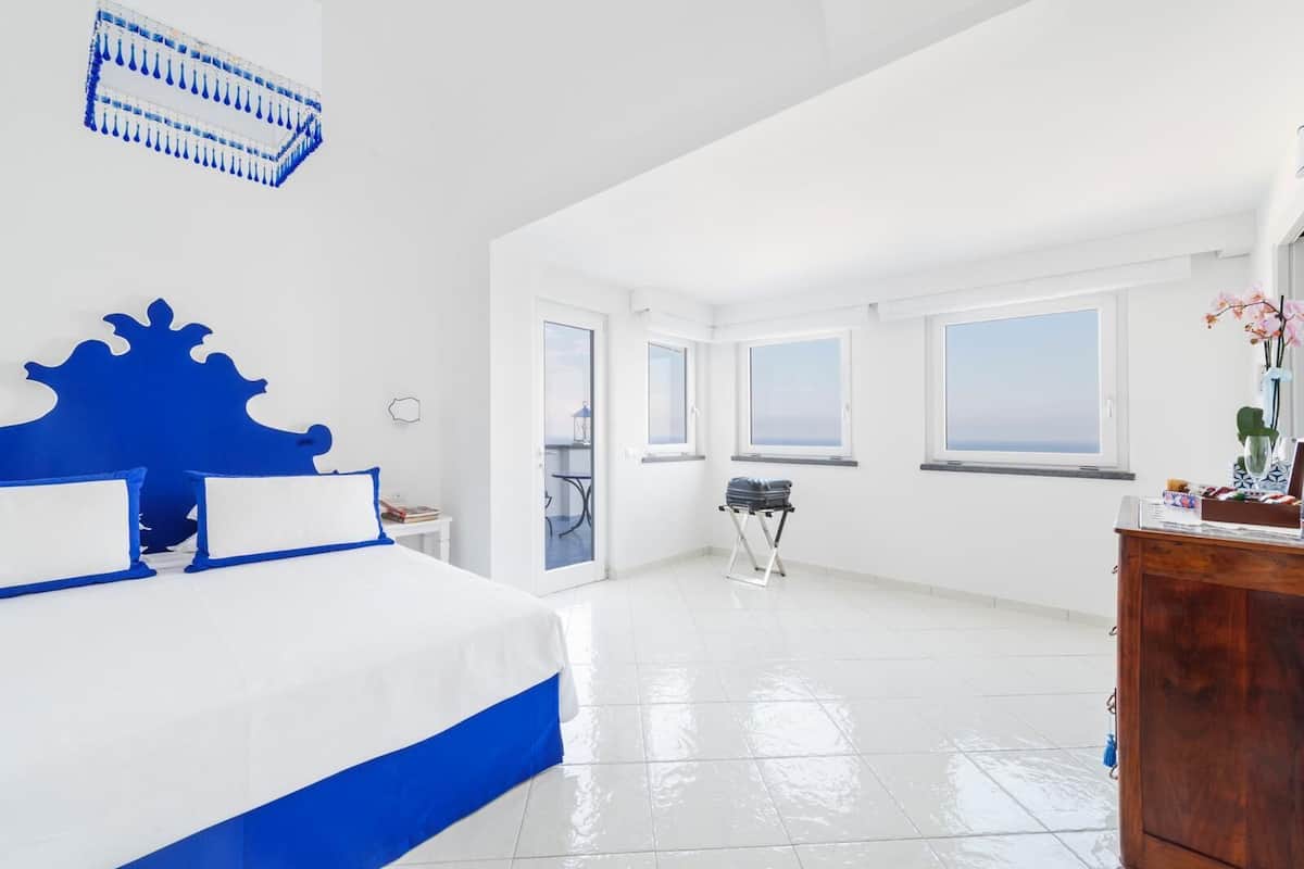 Quarto Duplo, terraço | Minibar, cofre no quarto, quartos insonorizados, Wi-fi grátis