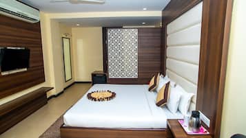 Quarto casal ou duplo superior | Roupas de cama premium, individualmente decorados, escrivaninha