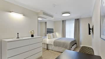 Estúdio Executivo, 1 cama de casal, não fumadores | 1 quarto, com decoração personalizada, com mobília individualizada