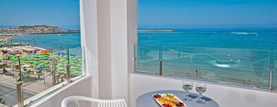 Swell Boutique Hotel