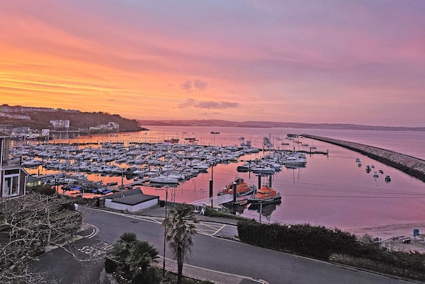 Devoncoast Seaview Apartments - Brixham