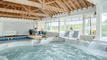 Casa de campo | Piscina | Piscina interna