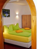 Suite Júnior | Com mobília individualizada, secretária 