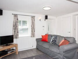 Casa de campo | Área de estar | TV, DVD player