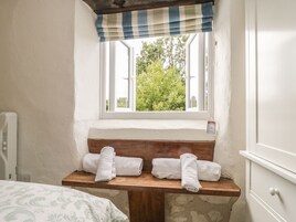 Casa de Campo | 2 quartos, com decoração personalizada, com mobília individualizada 