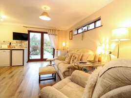 Casa de Campo | Sala de estar | Televisor, leitor de DVD 