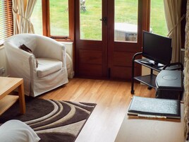 Casa de Campo | Sala | Televisor, leitor de DVD 