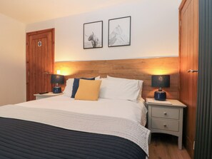Casa de Campo | 2 quartos, com decoração personalizada, com mobília individualizada 
