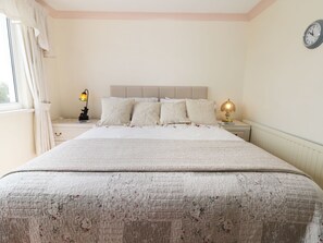 Casa de Campo | 3 quartos, com decoração personalizada, com mobília individualizada