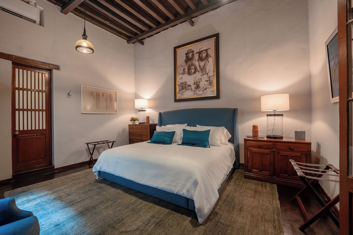 Suite Mamá Nena | Roupa hipoalergénica, minibar, cofre no quarto 