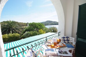 Quarto Duplo, vista parcial para o mar | Vista do quarto
