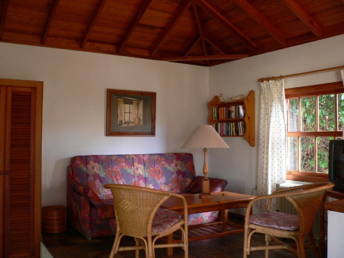 Canary Island Style House With A Sophisticated Atmosphere In A Lovely Garden - El Paso