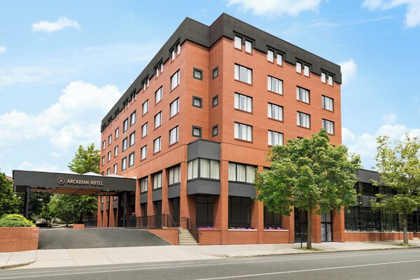 The Arcadian Hotel - Quincy, MA