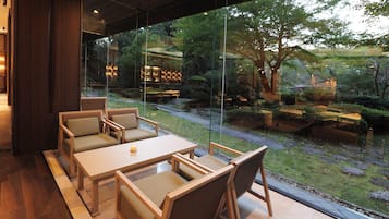 Lounge no hall