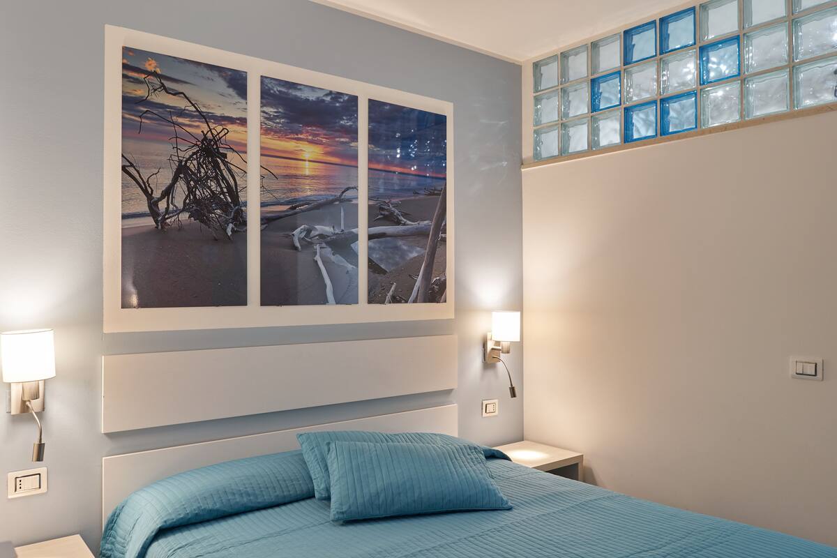 Quarto Quádruplo Deluxe | Lençóis de algodão egípcio, roupa de alta qualidade