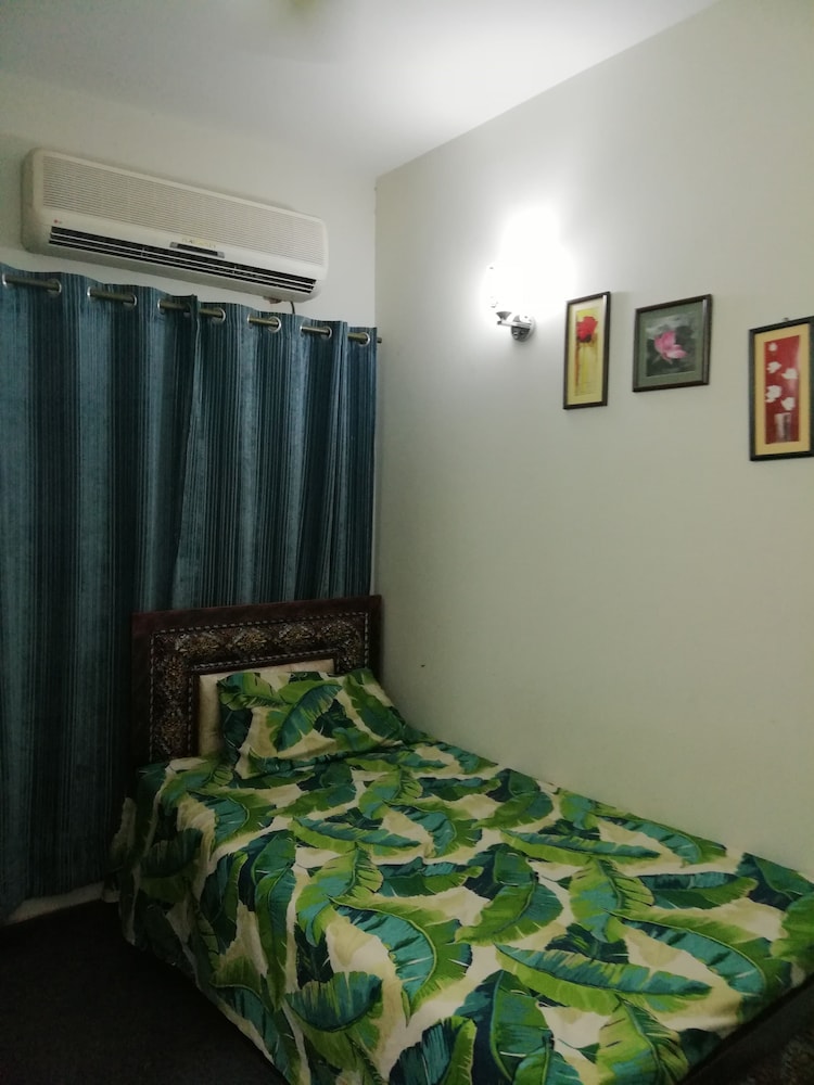 Comfort Zoxe - Lahore