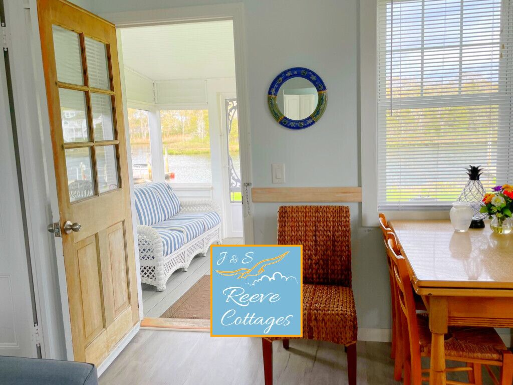 2nd Of 6 Premier Waterfront Vacation Rentals On Long Island Ny In Wine Country Of Famed North Fork - Riverhead, NY