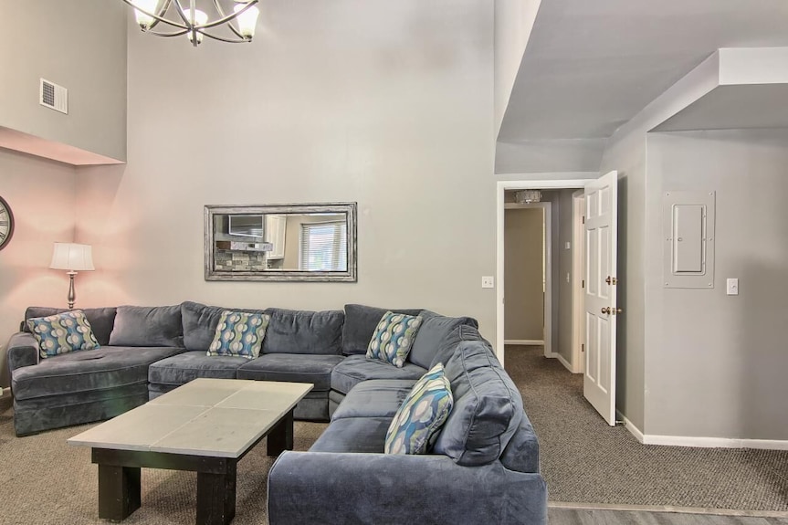 Entièrement Rénové 3 L + Loft Mountain Villa - Boyne Falls