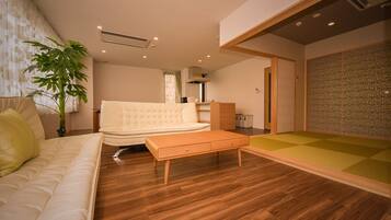 Secretária, Wi-fi grátis, roupa de cama fornecida