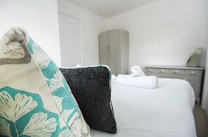 Apartamento | 2 quartos, secretária, ferro/tábua de engomar
