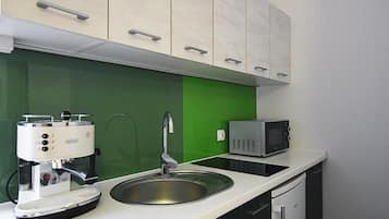 Estúdio standard | Ferros/tábuas de passar roupa, Wi-Fi de cortesia, roupa de cama