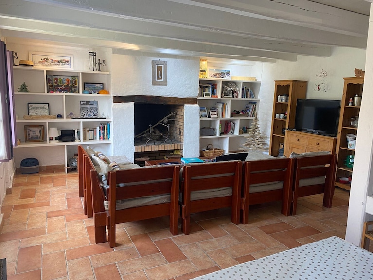 Stone House With Garden 1500 M From Vazen Beach - Le Palais